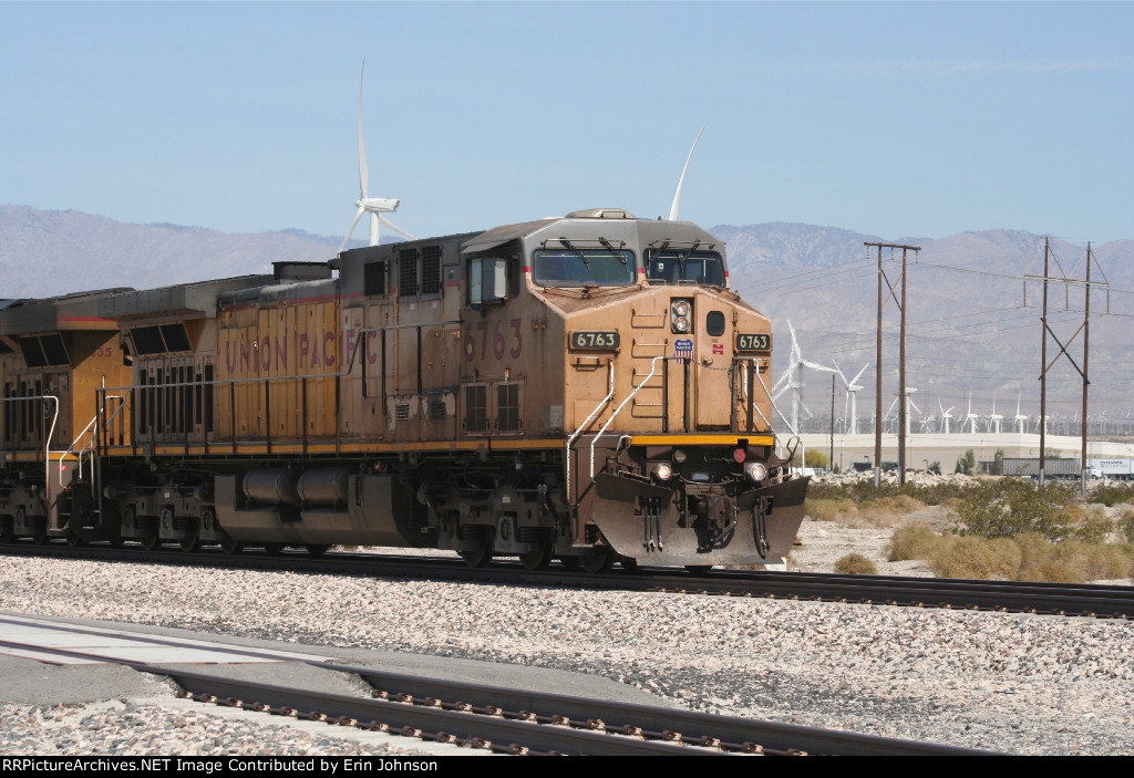 UP 6763 at Palm Springs